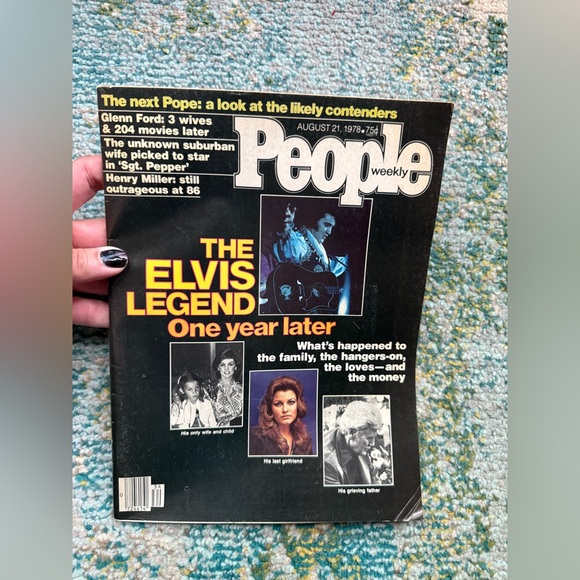 Vintage | Accents | Vintage Aug 978 People The Elvis Legend One Year ...